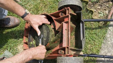 Lawn Mower Pull Cord Stuck? Here's How To Fix It